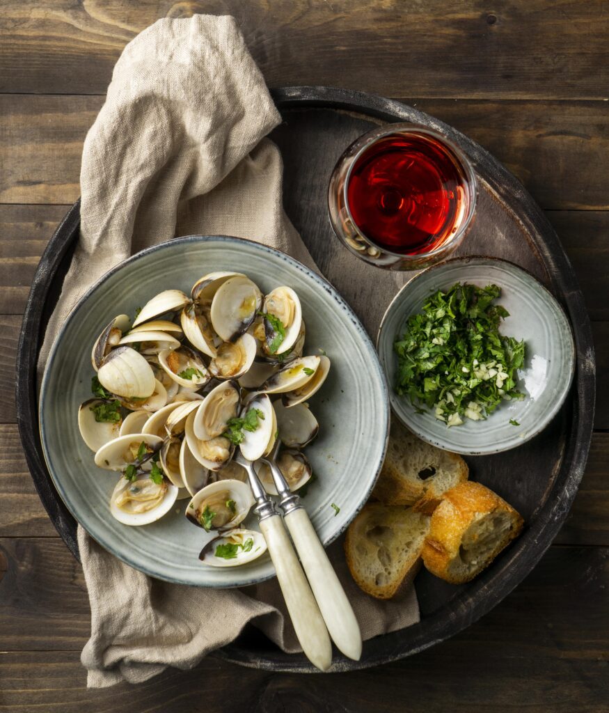 WHOLE CLAMS | 900G - PremFresh Seafood